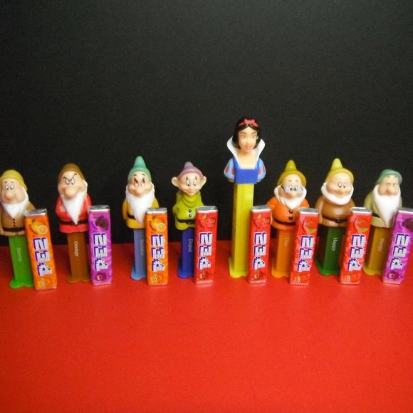 PEZ | Other | Snowwhite Seven Dwarfs Pez Dispenser Set Loose With Pez ...